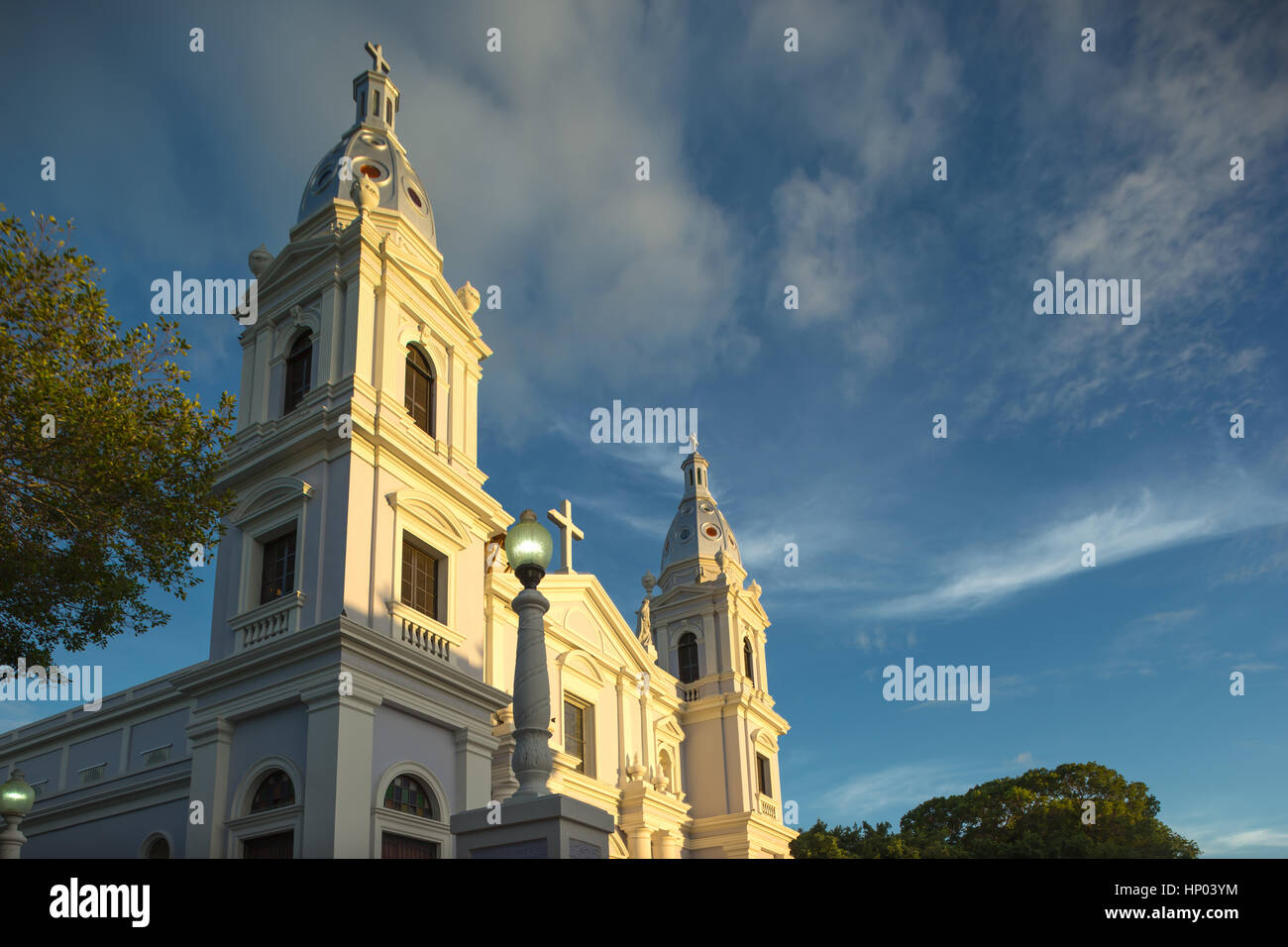WEST FRONT CATEDRAL DE NUESTRA SENORA DE GUADALUPE (©FRANCISCO PORRATA ...