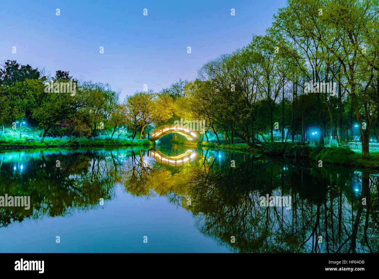 Hangzhou night view hi-res stock photography and images - Alamy