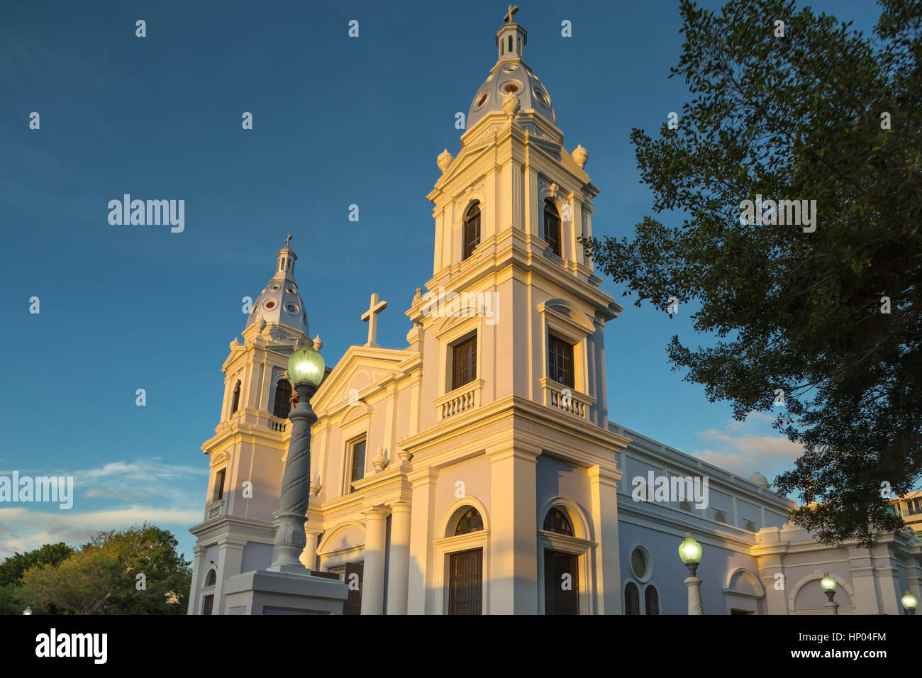 WEST FRONT CATEDRAL DE NUESTRA SENORA DE GUADALUPE (©FRANCISCO PORRATA ...