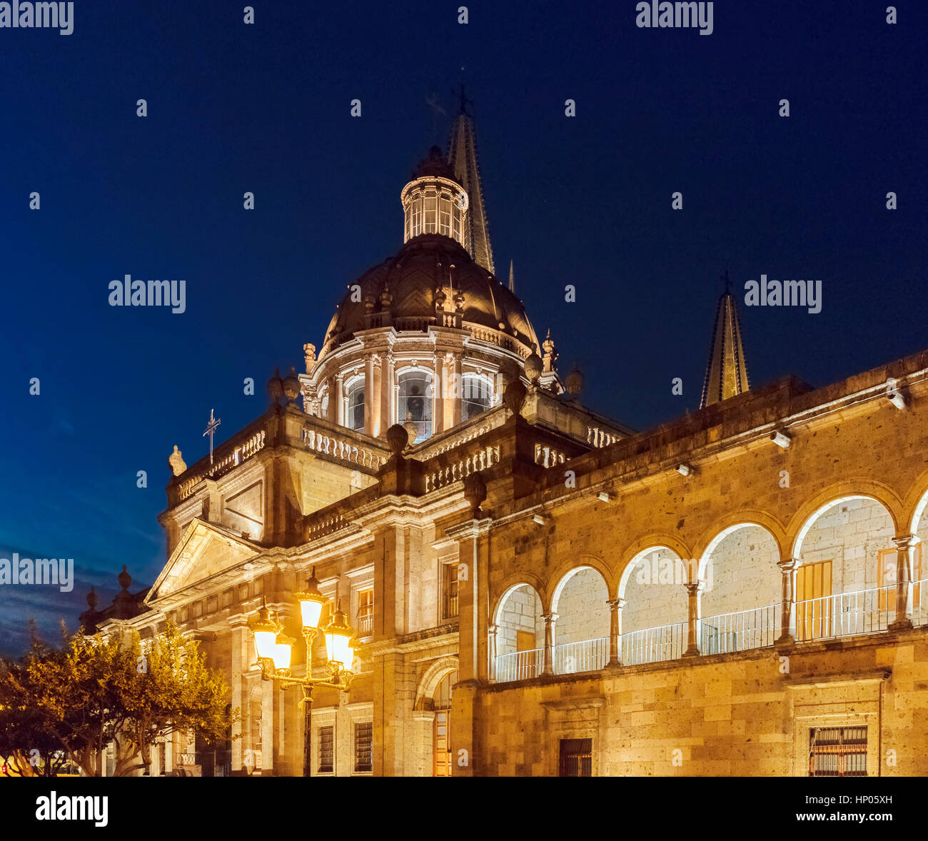 Spanish renaissance architecture hi-res stock photography and images ...