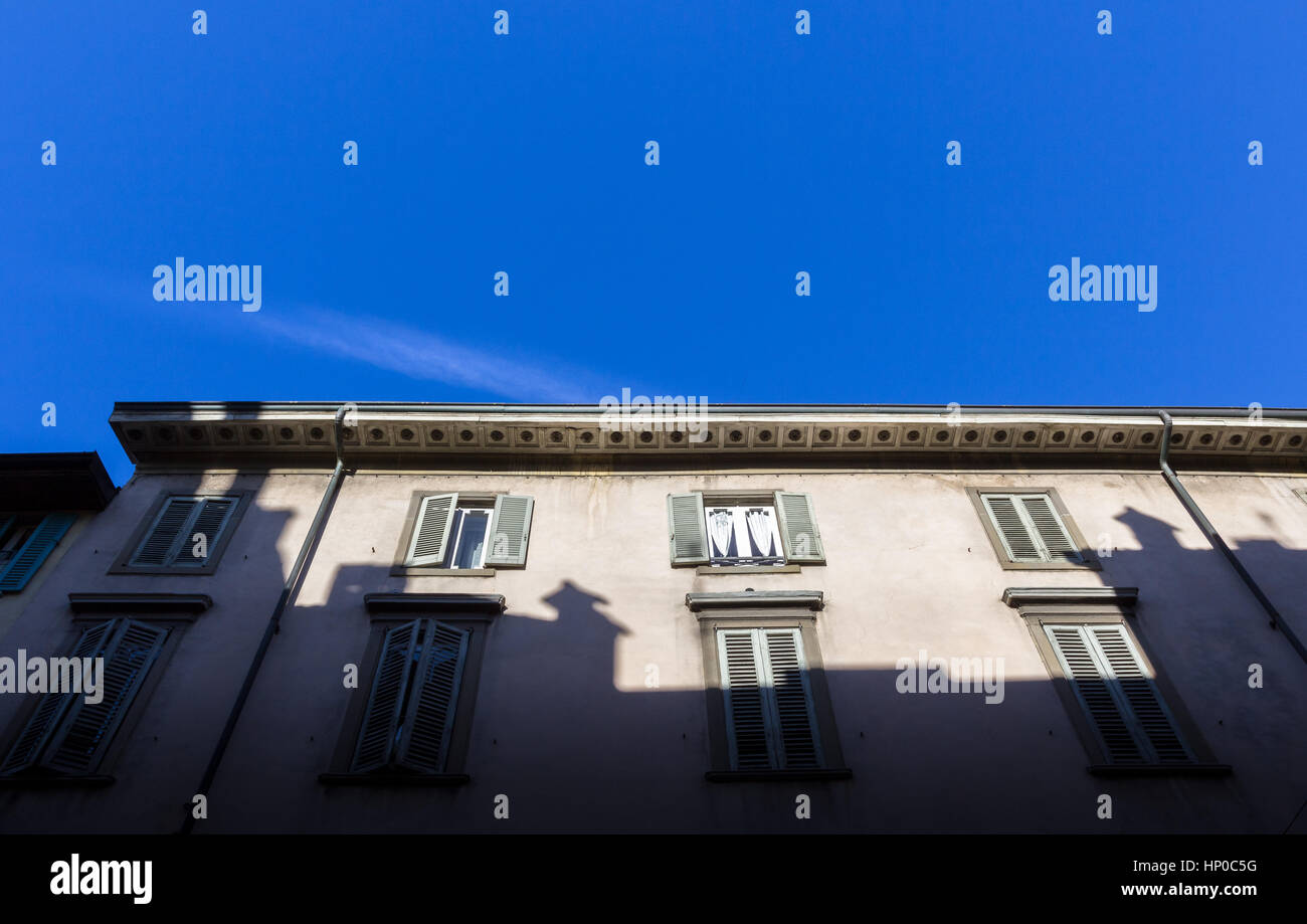 Deep shadows architecture hi-res stock photography and images - Alamy