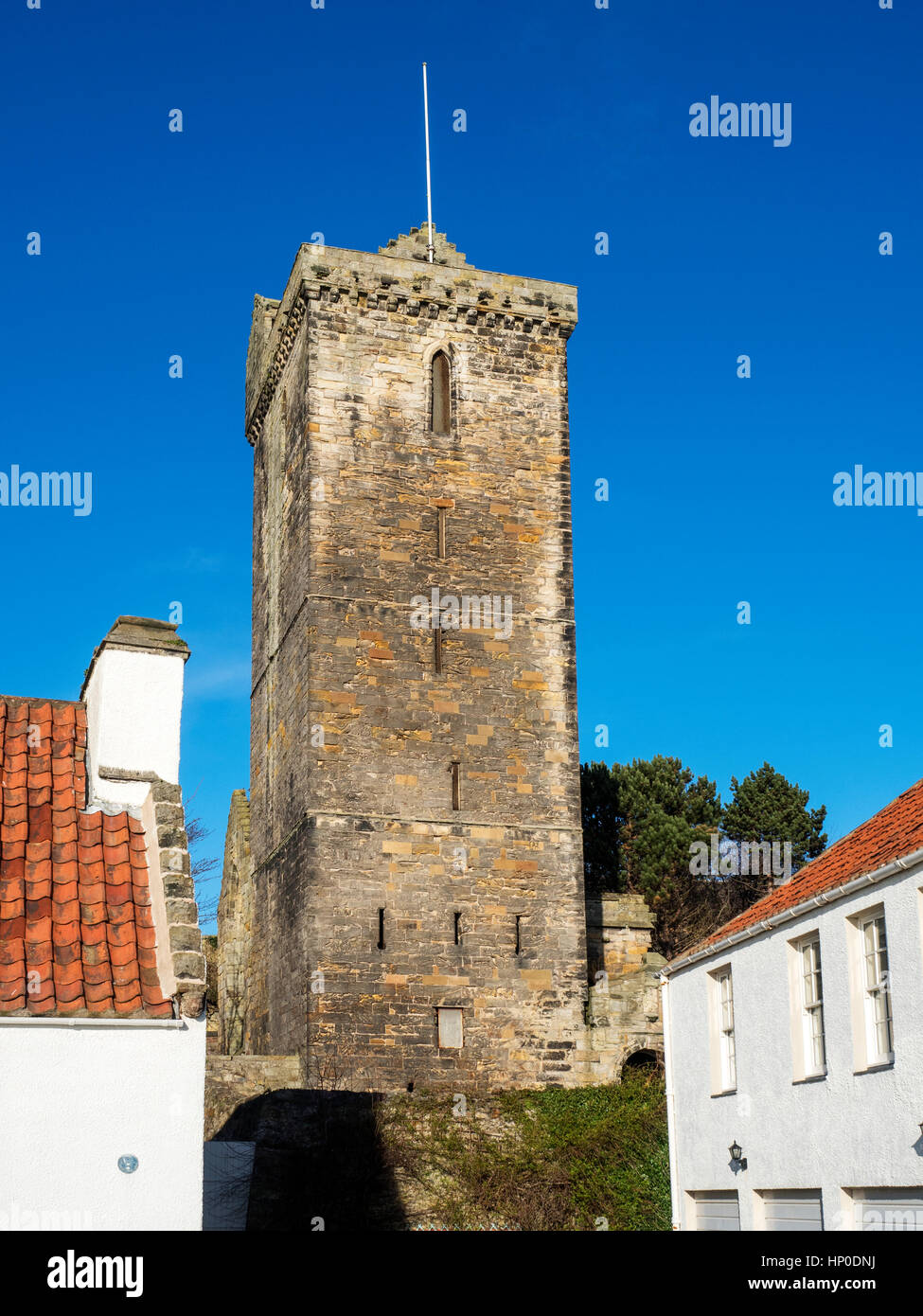 St serfs old parish church hi-res stock photography and images - Alamy
