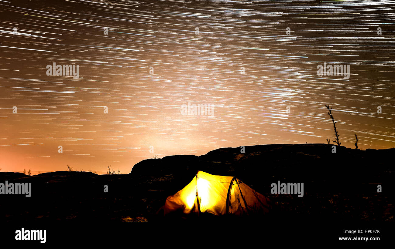 Night stars camp hi-res stock photography and images - Alamy