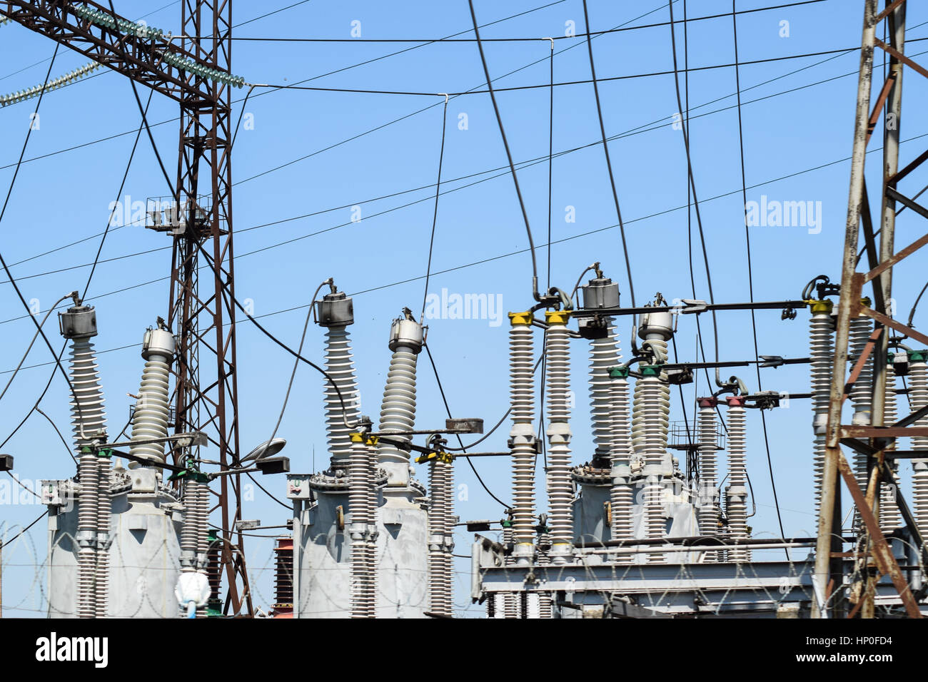 Dielectric insulators hi-res stock photography and images - Alamy