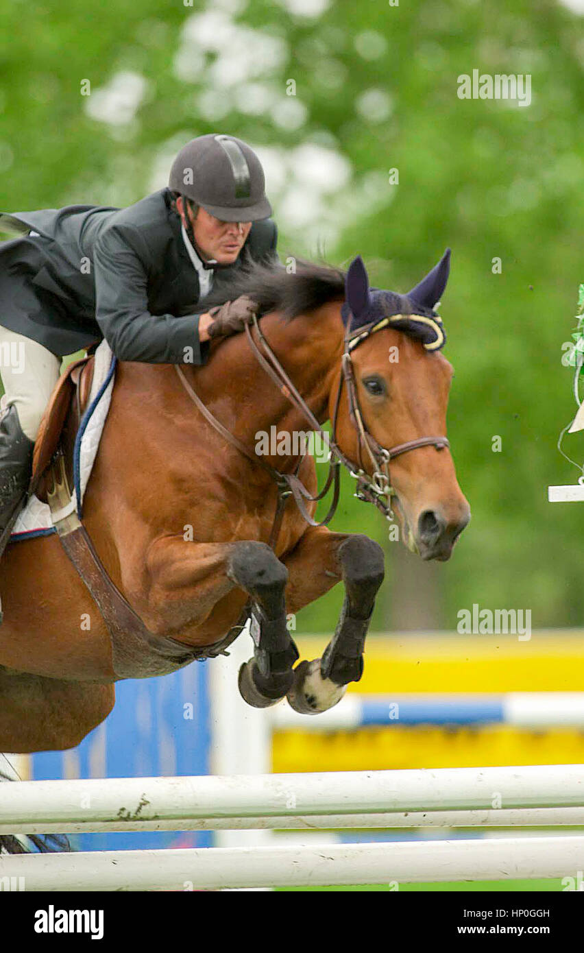 Drilling cup hi-res stock photography and images - Alamy