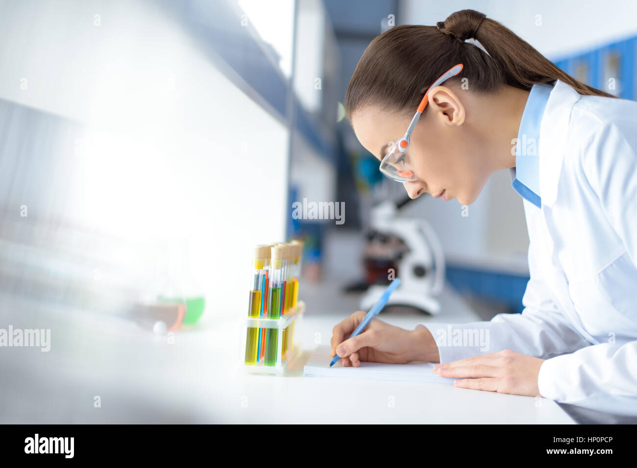 Professional writing hi-res stock photography and images - Alamy