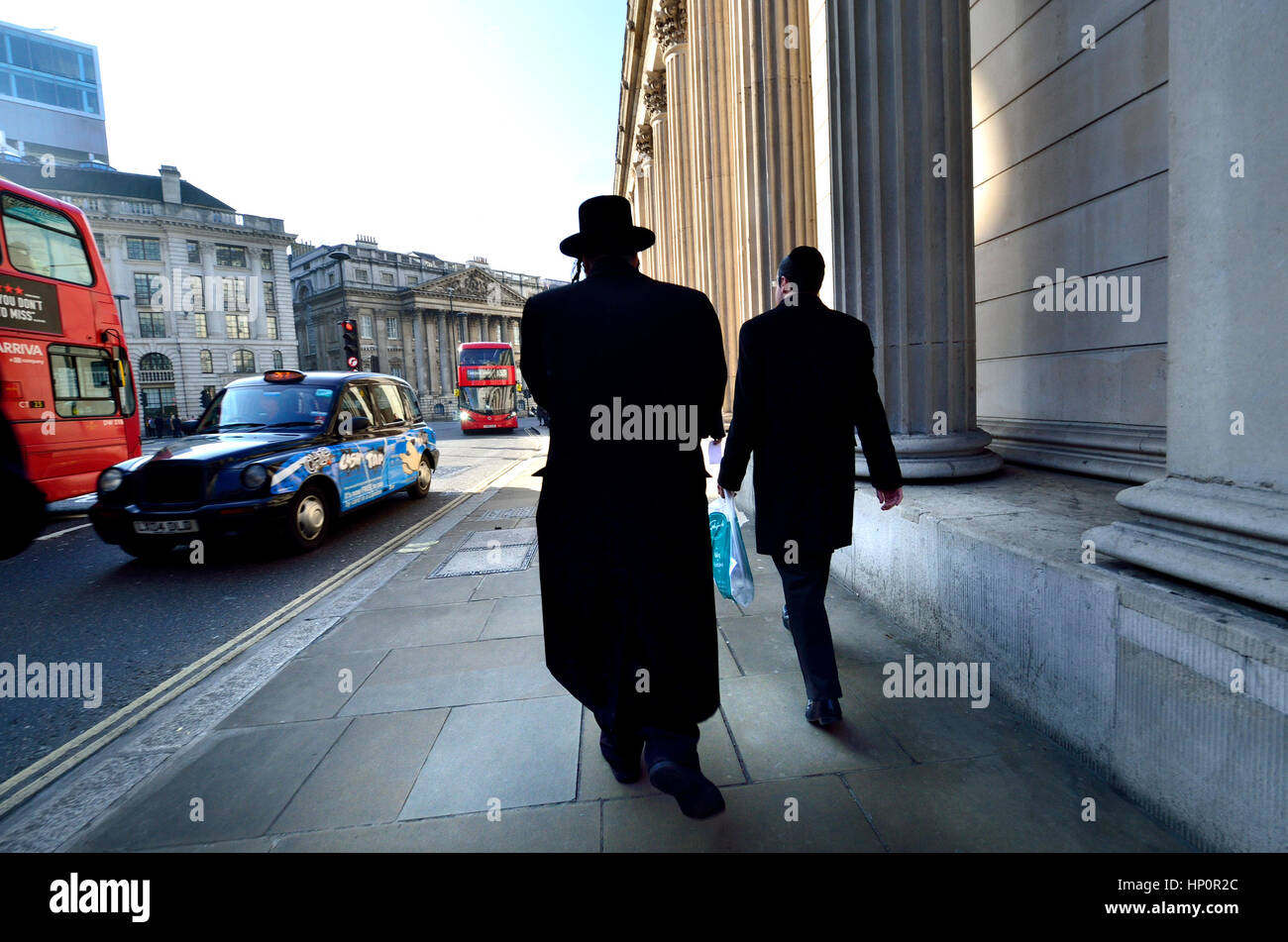 Orthodox jew london hi-res stock photography and images - Alamy