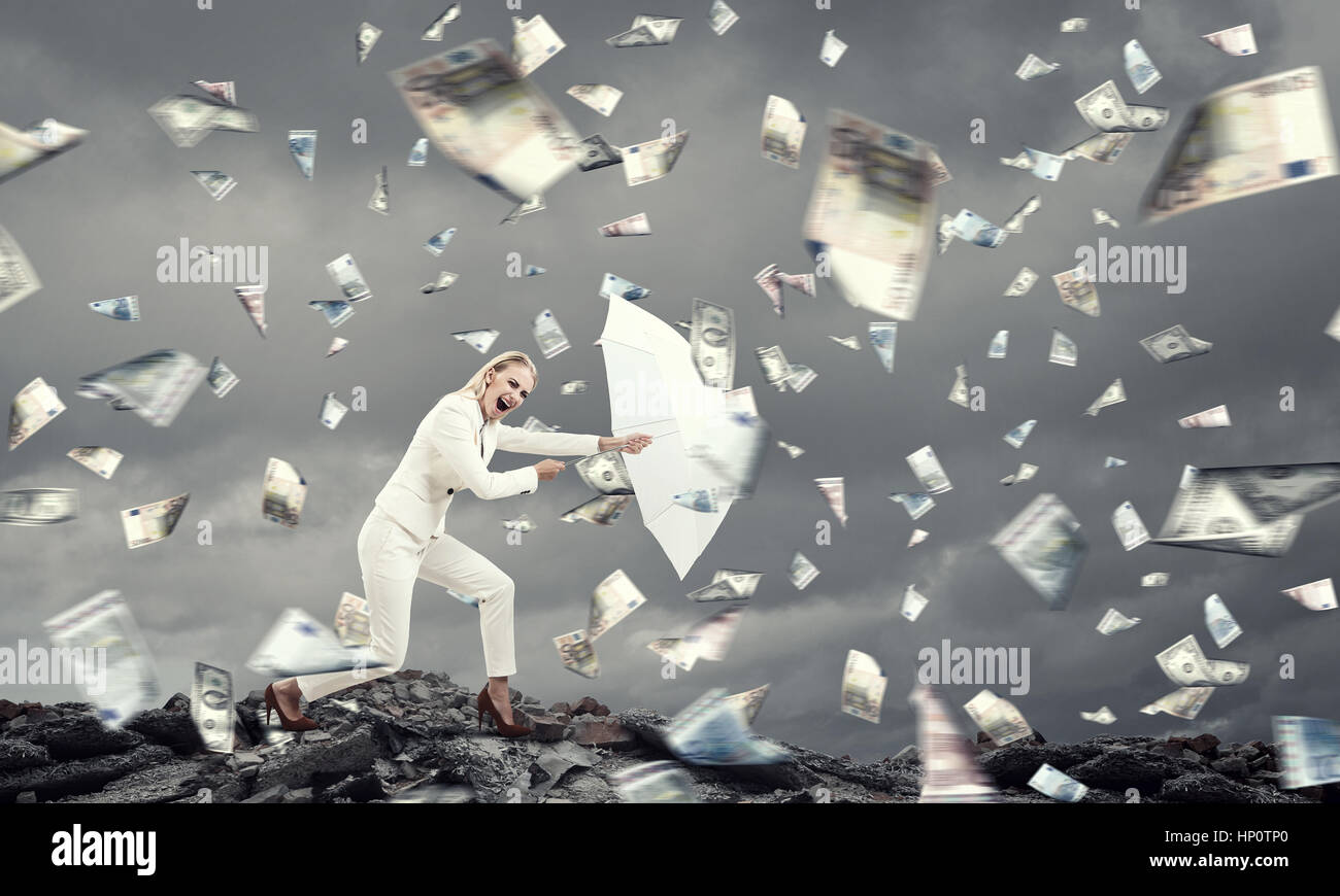 Walking into strong wind hi-res stock photography and images - Alamy