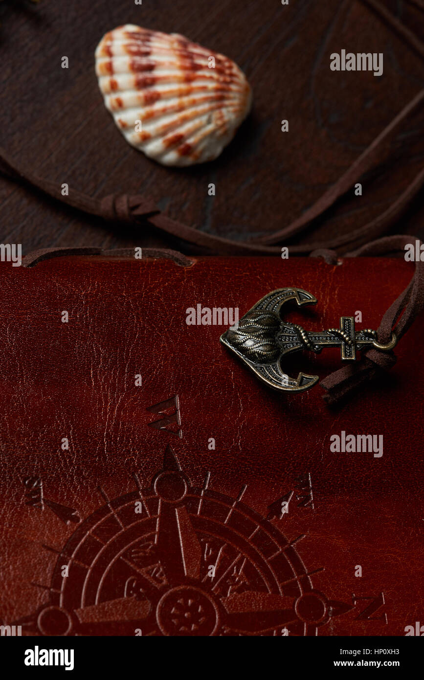 Book cover shell hi-res stock photography and images - Alamy