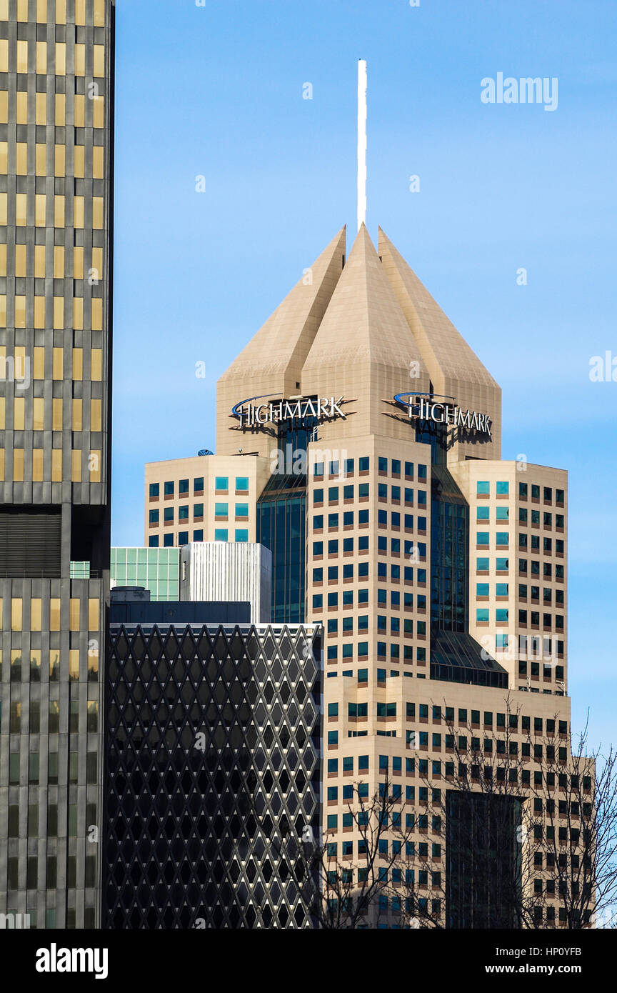 Pittsburgh suspension bridges hi-res stock photography and images - Alamy