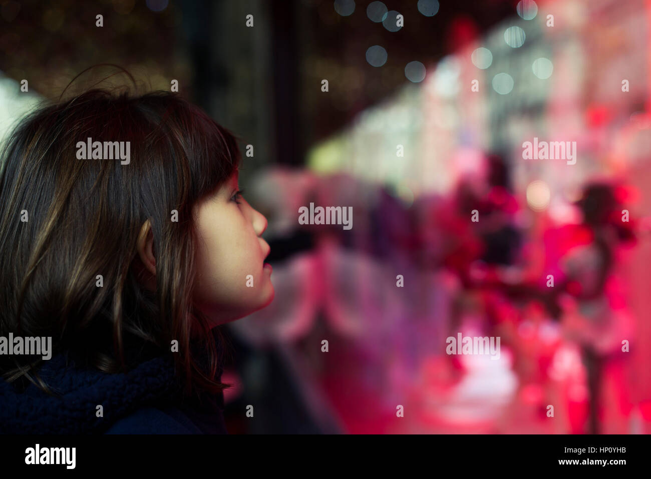 Little girl window shopping in hi-res stock photography and images - Alamy