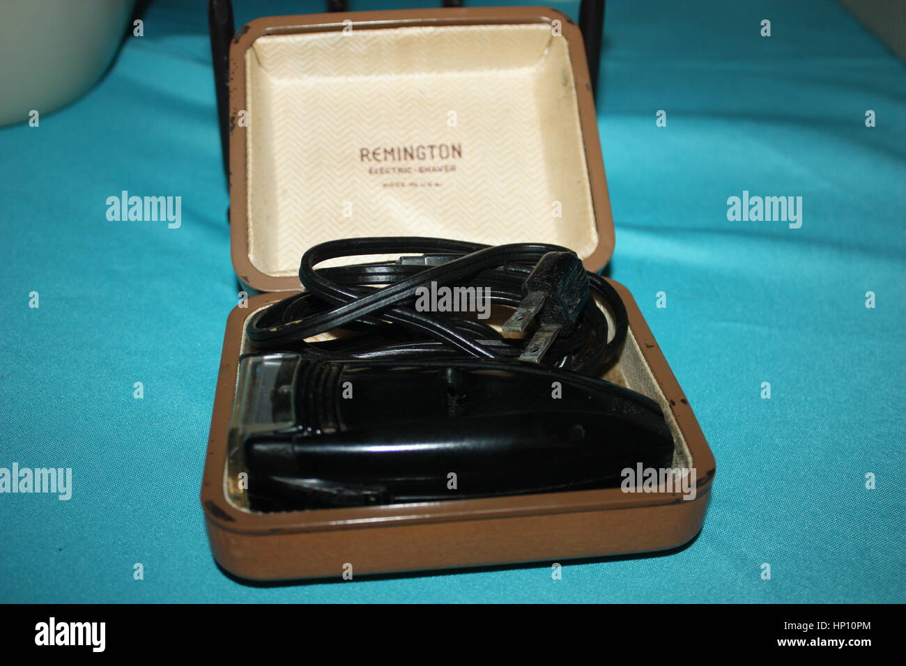 Vintage electric shaver hi-res stock photography and images - Alamy