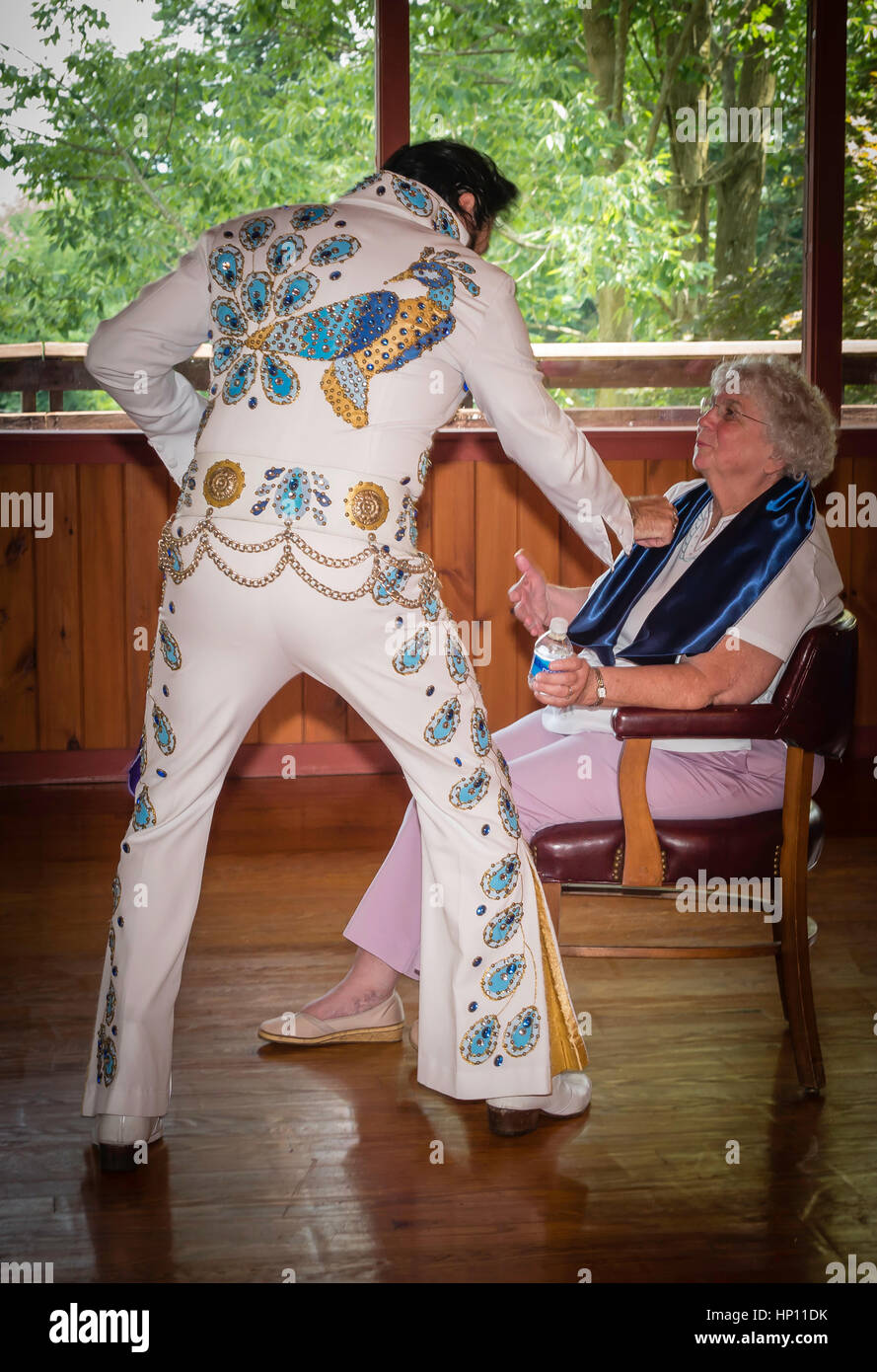 Personator hi-res stock photography and images - Alamy