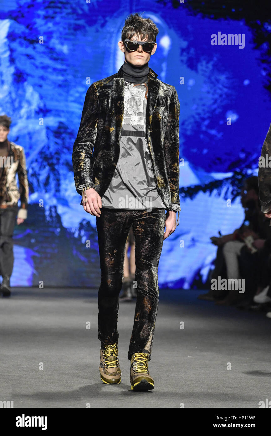 Milan Fashion Week Men's - ETRO - Catwalk Featuring: Model Where: Milan ...