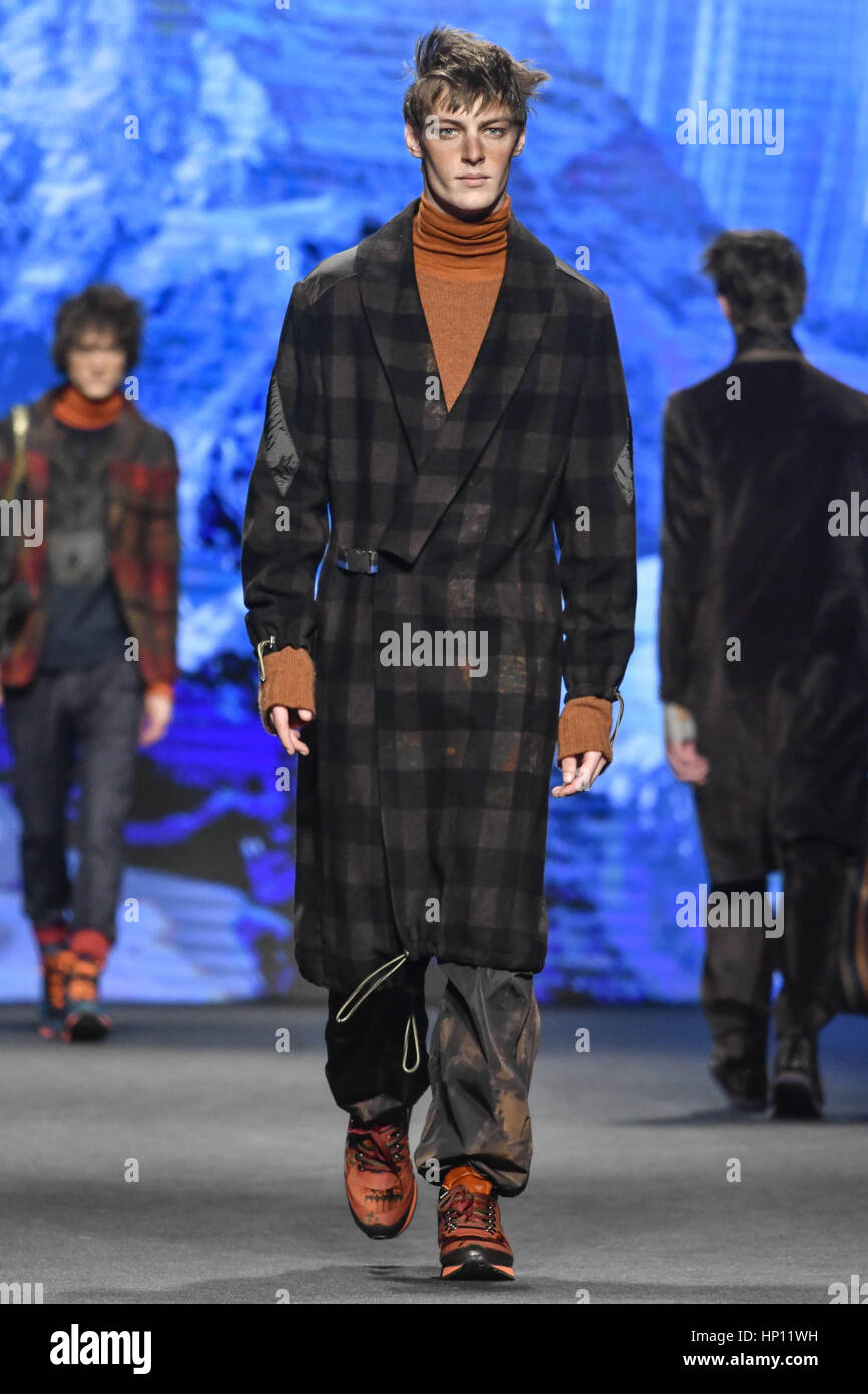 Milan Fashion Week Men's - ETRO - Catwalk Featuring: Model Where: Milan ...