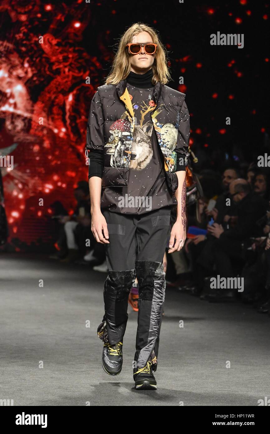 Milan Fashion Week Men's - ETRO - Catwalk Featuring: Model Where: Milan ...