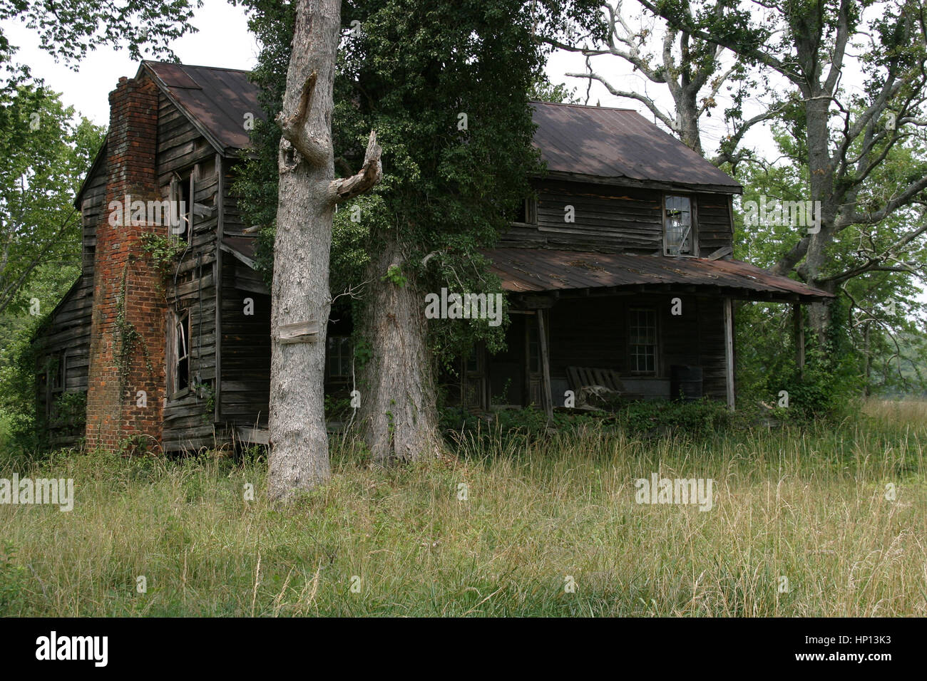 Metal shack house hi-res stock photography and images - Alamy