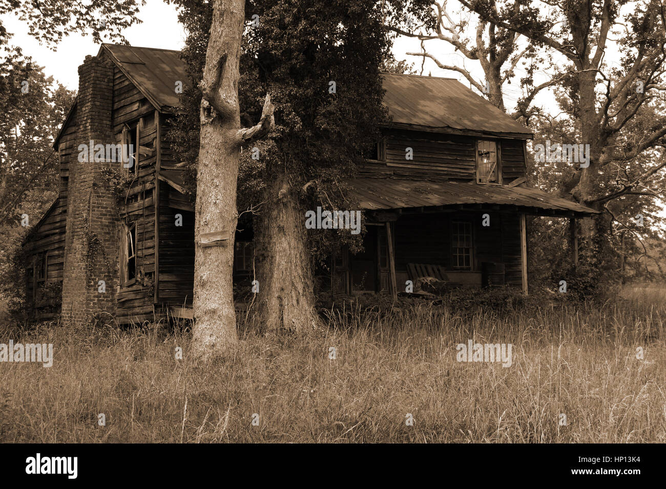 Metal shack house hi-res stock photography and images - Alamy