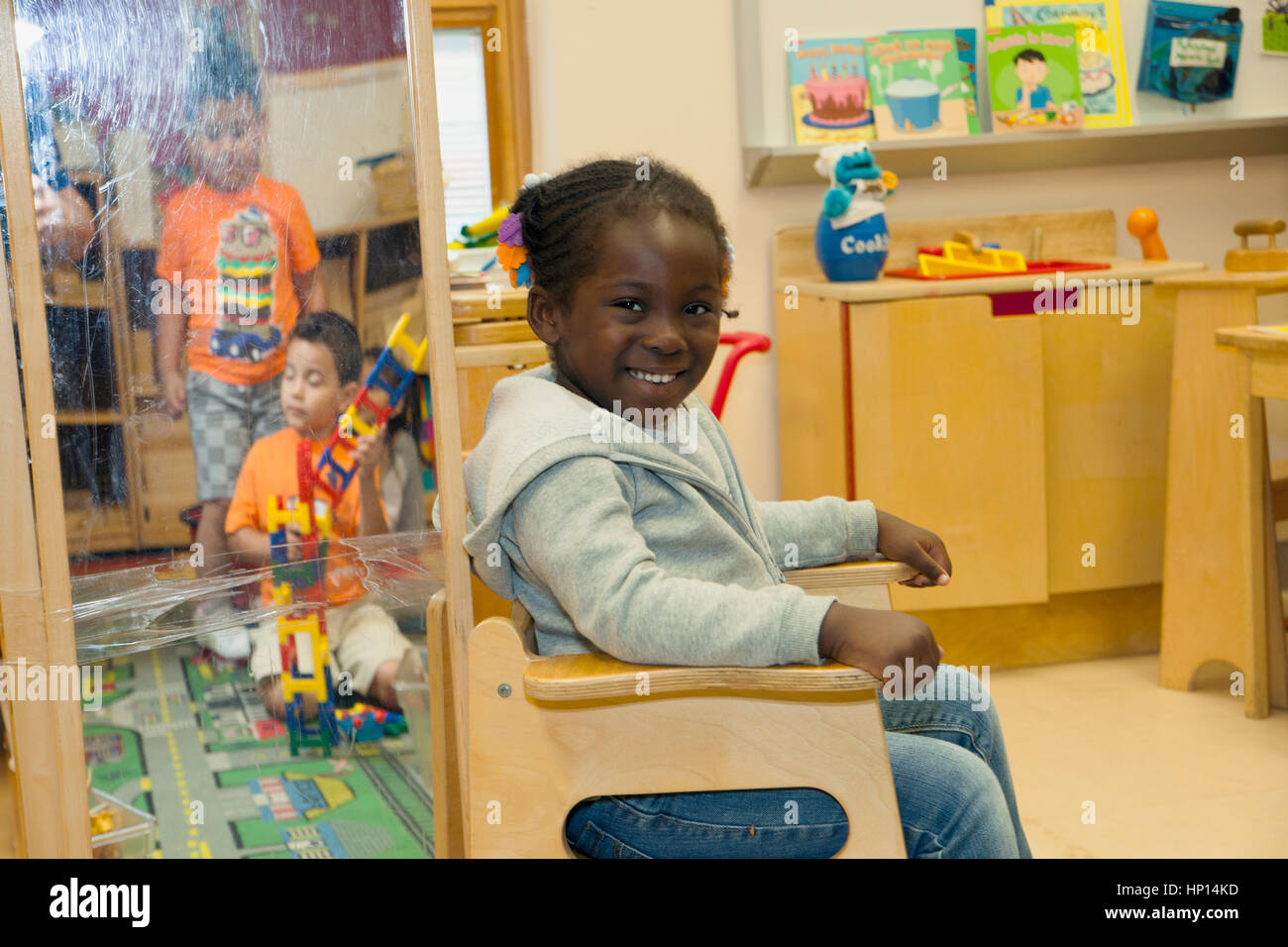 Children preschool hi-res stock photography and images - Alamy
