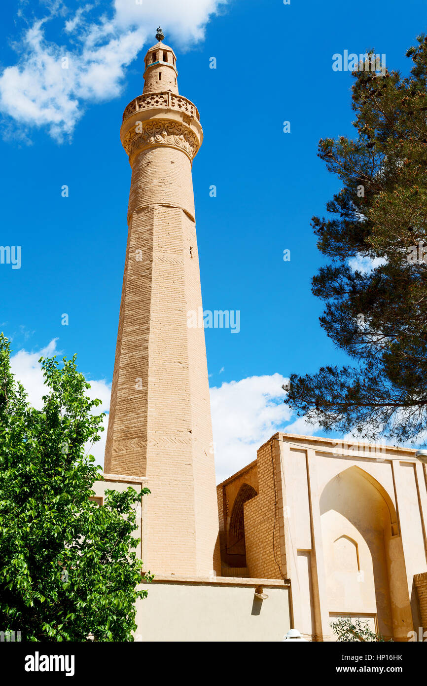blur in iran blur islamic mausoleum old architecture mosque minaret near the sky Stock Photo - Alamy