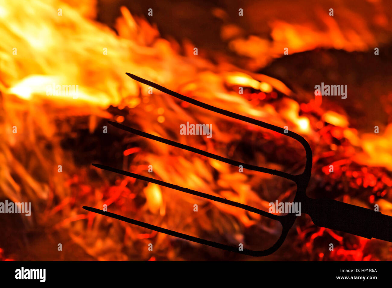 Devil demon trident pitchfork hi-res stock photography and images - Alamy