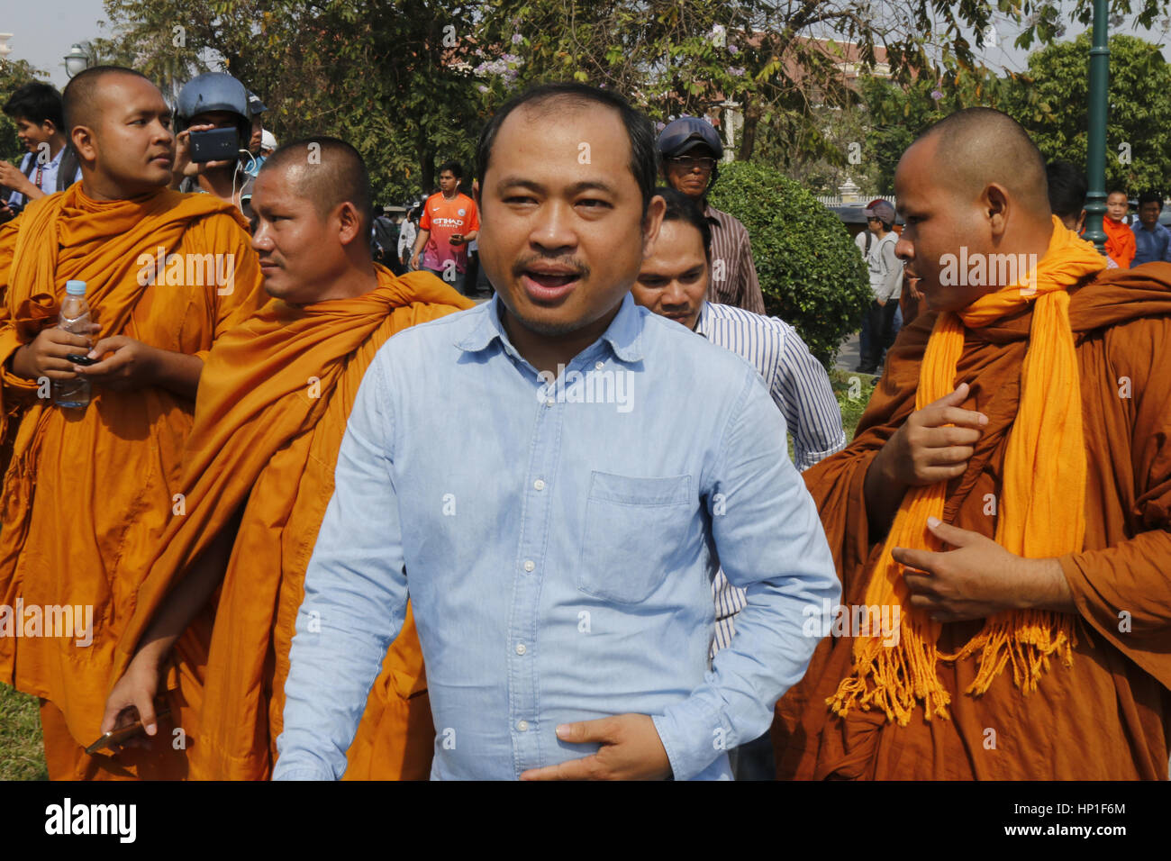 Political commentator hi-res stock photography and images - Alamy