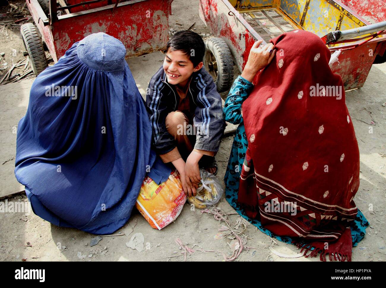 Torkham gate border hi-res stock photography and images - Alamy