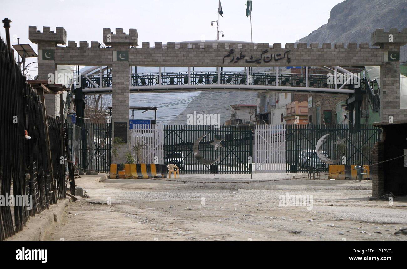 Torkham gate border hi-res stock photography and images - Alamy