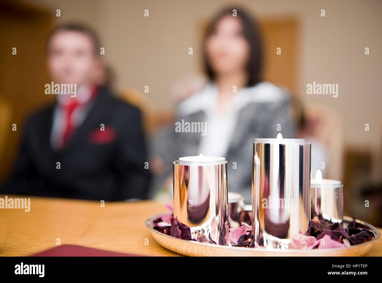 Weddings couple model hi-res stock photography and images - Alamy