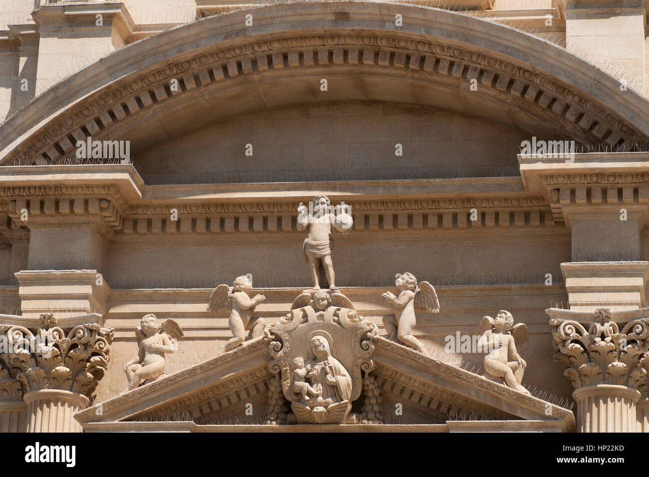 detail of column and ornaments in baroque style Stock Photo - Alamy