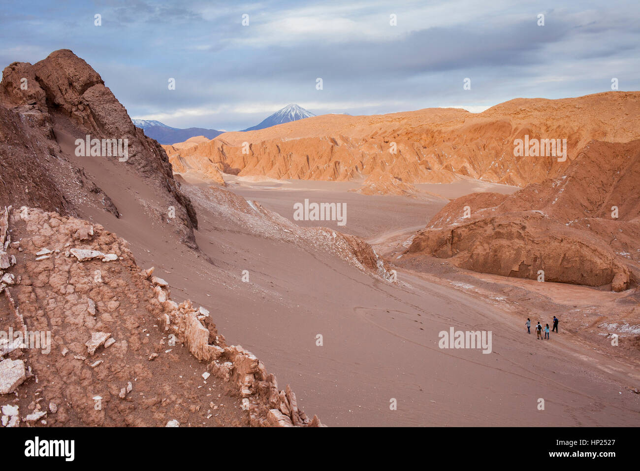Death valley overview desolate hi-res stock photography and images - Alamy