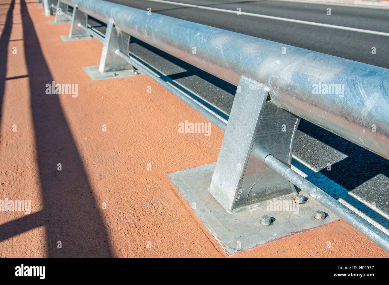 Bridge mounting hi-res stock photography and images - Alamy