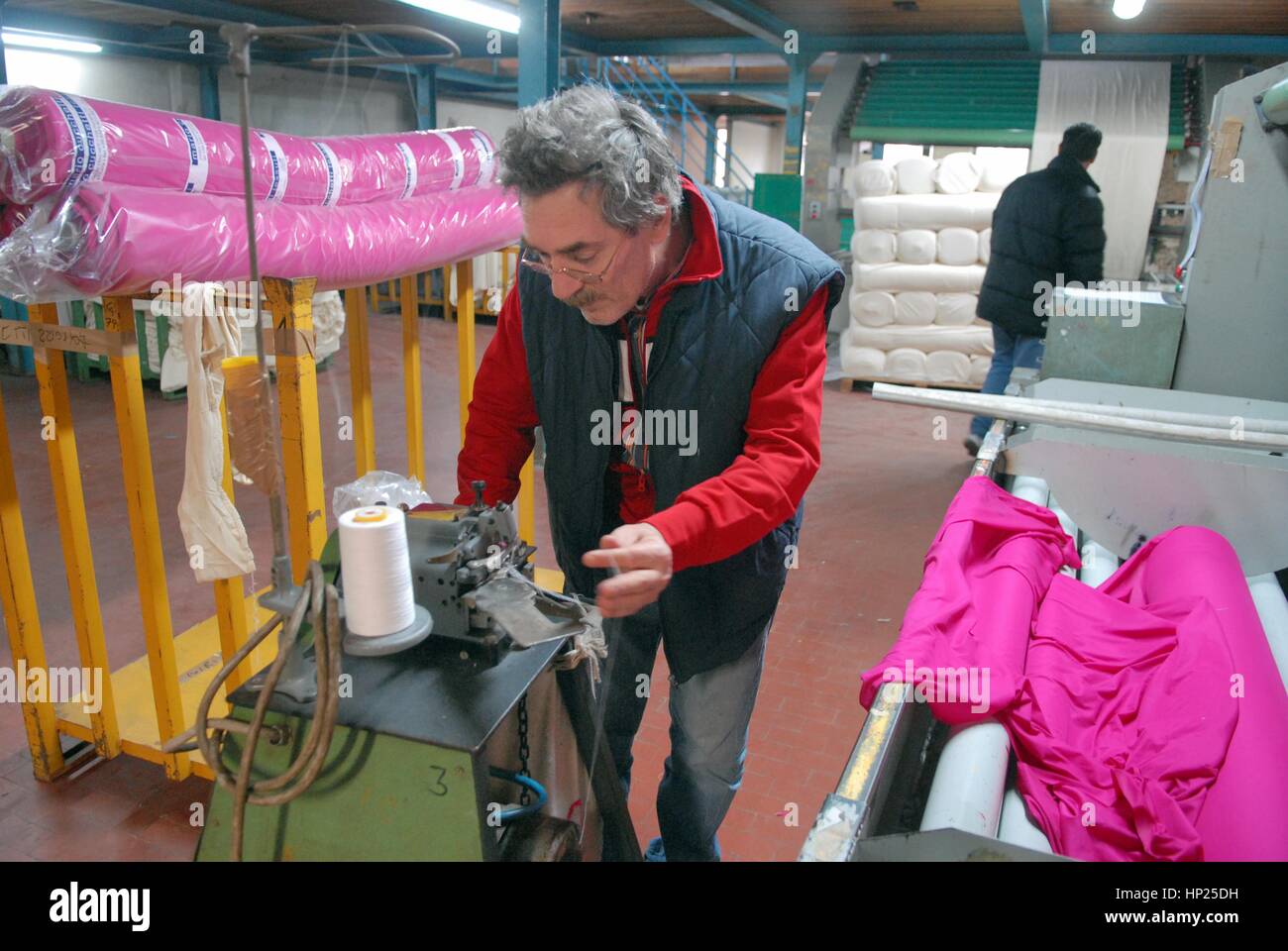 Dyeing and printing hi-res stock photography and images - Alamy