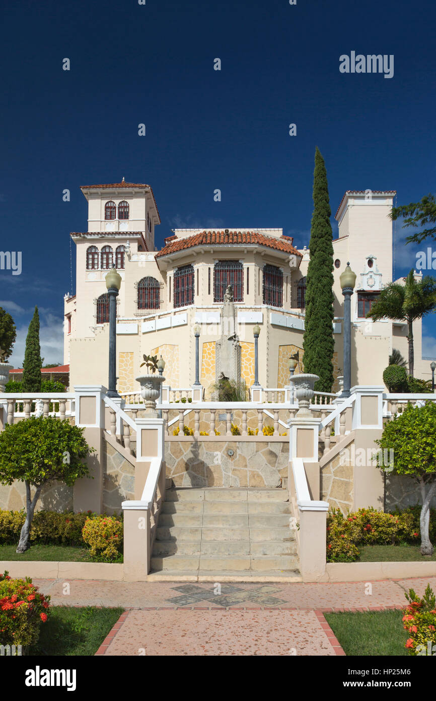 Ponce puerto rico castillo serralles hi-res stock photography and ...