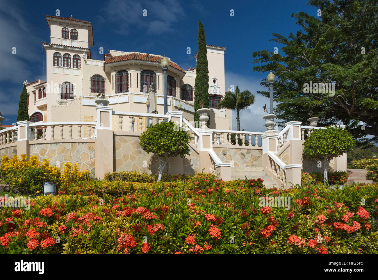 Serralles hi-res stock photography and images - Alamy