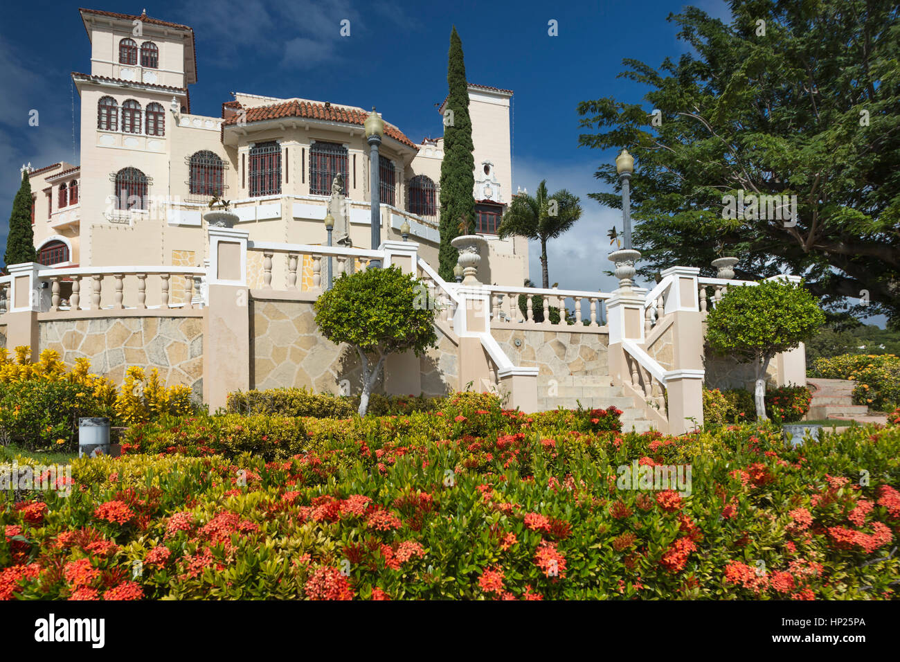 TERRACED FORMAL GARDENS MUSEO CASTILLO SERRALLES (©PEDRO ADOLFO DE ...
