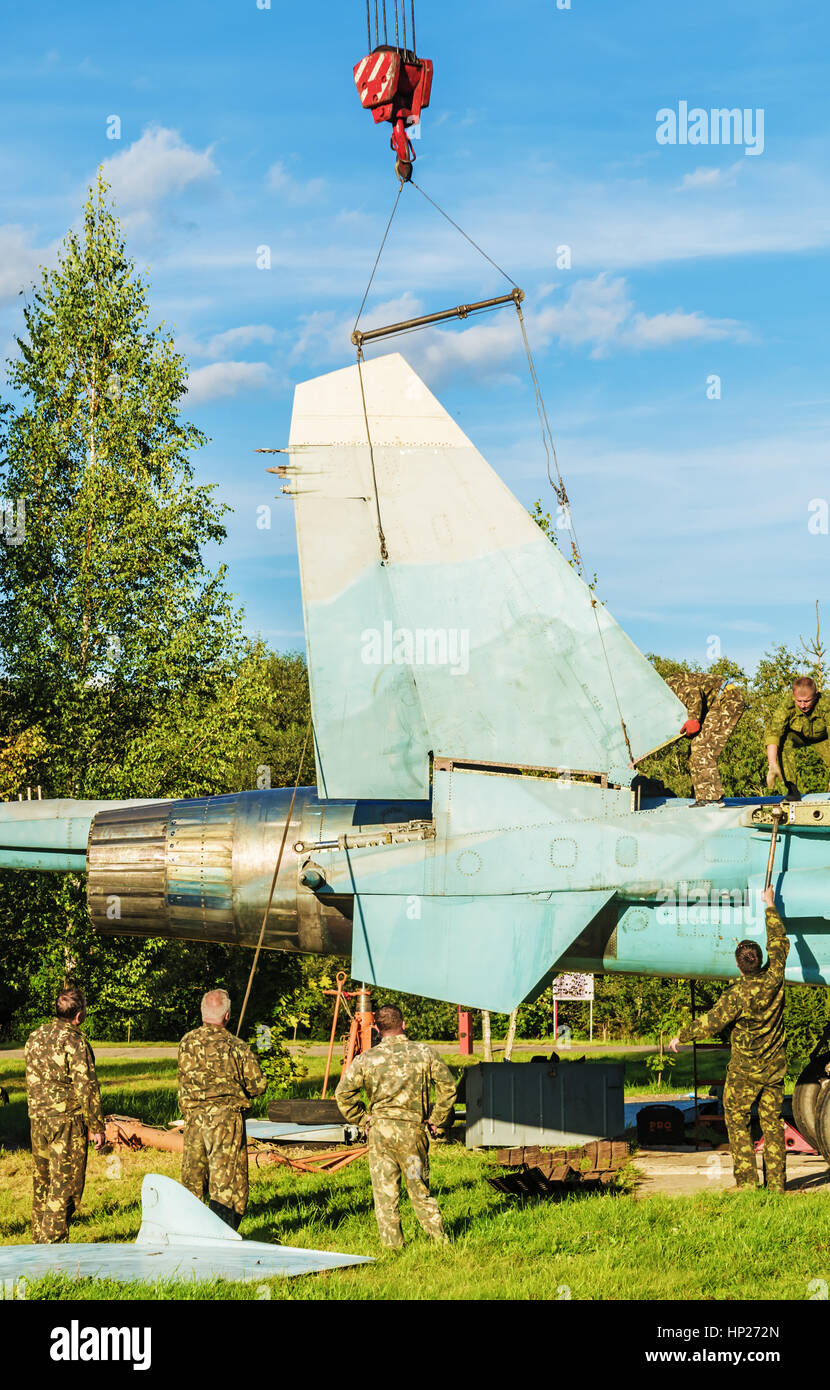 Nose cockpit sukhoi su 27 hi-res stock photography and images - Alamy