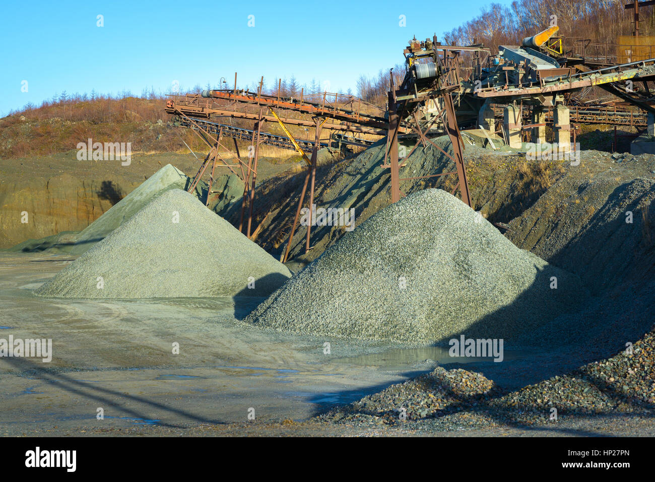 Large old quarry dump hi-res stock photography and images - Alamy