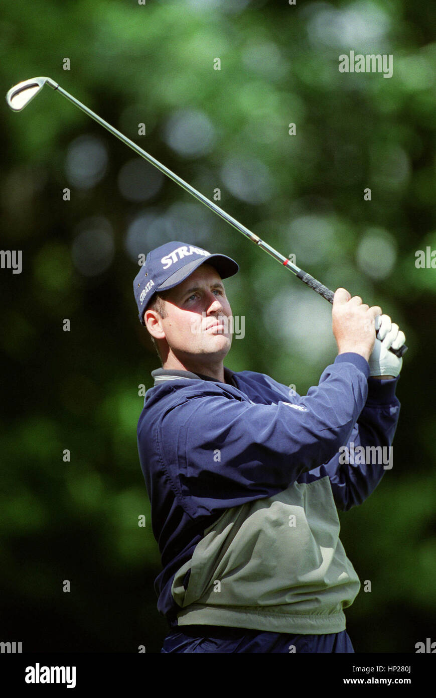 JOHN BICKERTON ENGLAND VOLVO PGA WENTWORTH 29 May 2000 Stock Photo - Alamy