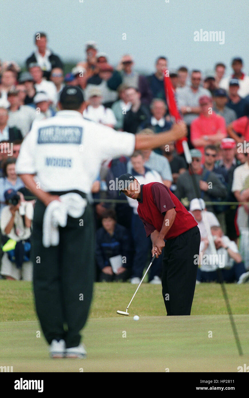 TIGER WOODS USA ST.ANDREWS SCOTLAND 23 July 2000 Stock Photo - Alamy