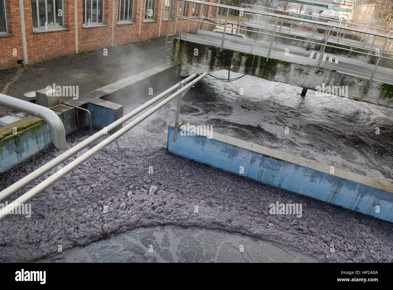 Textile industry water pollution hi-res stock photography and images ...