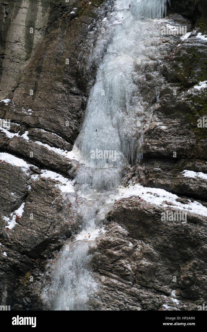 Winter in Gorge Partnachklamm in Garmisch-Partenkirchen, Bavaria ...