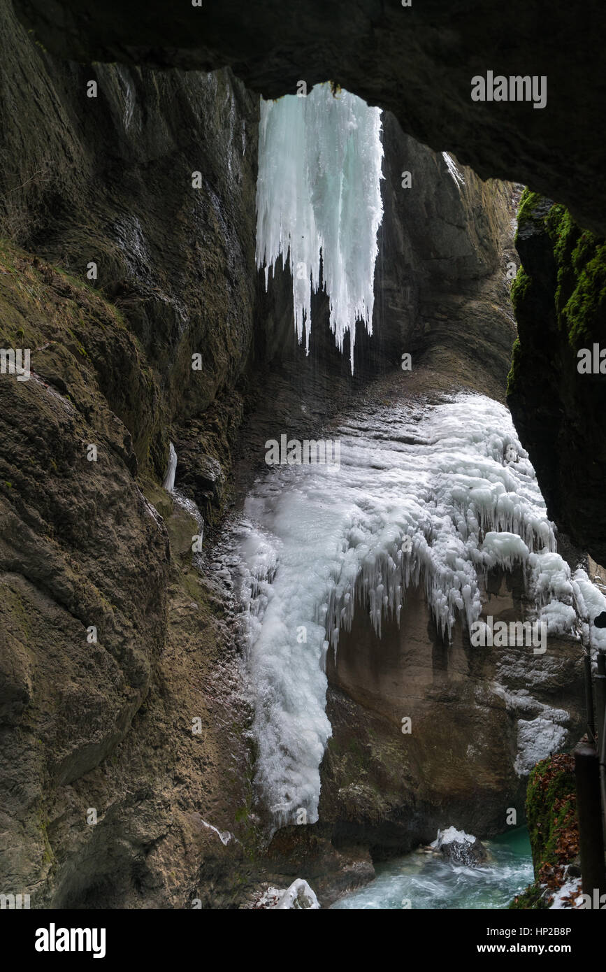 Winter in Gorge Partnachklamm in Garmisch-Partenkirchen, Bavaria ...