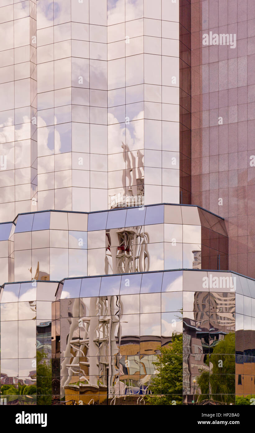 Manchester docks hi-res stock photography and images - Alamy