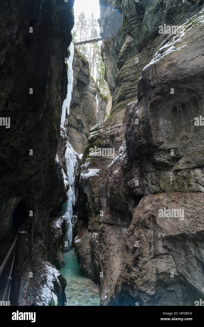 Winter in Gorge Partnachklamm in Garmisch-Partenkirchen, Bavaria ...