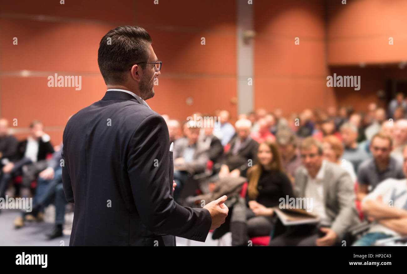 Speaker giving talk at business conference event Stock Photo - Alamy