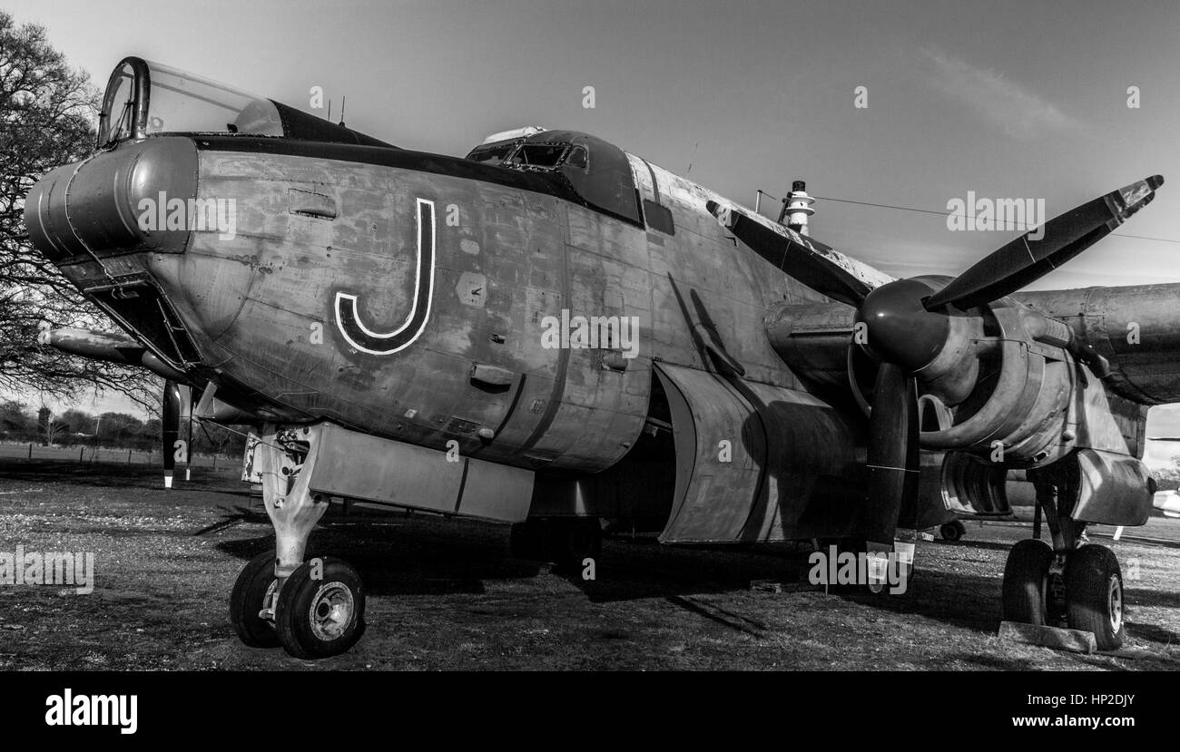 Avro shackleton hi-res stock photography and images - Alamy