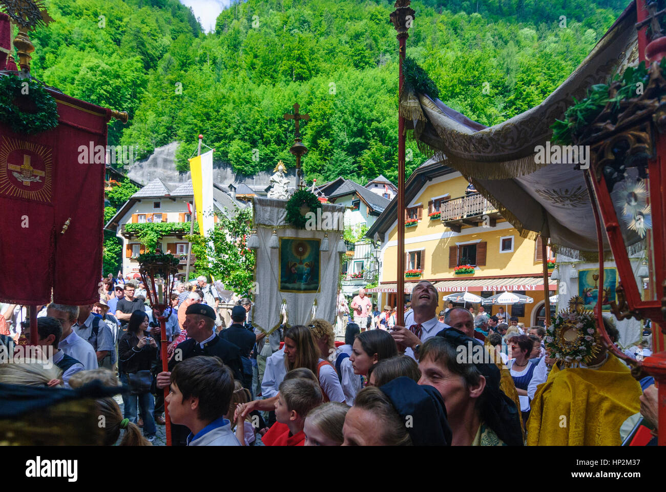 Hallstatt, Corpus Christi procession in the market square ...
