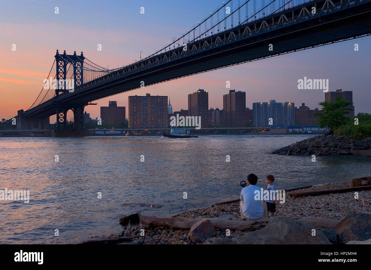 Manhattan bridge construction hi-res stock photography and images - Alamy
