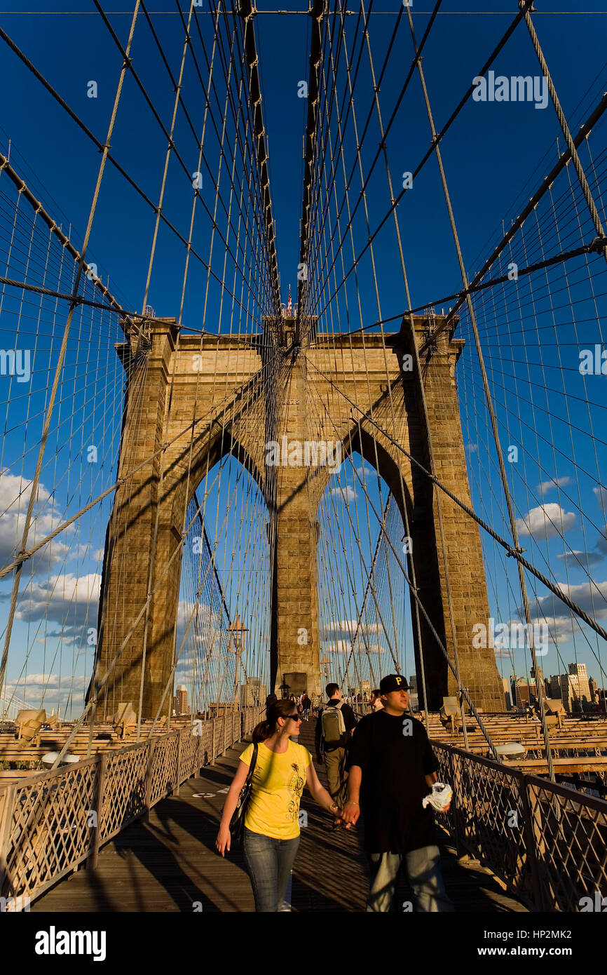 Brooklyn bridge construction hi-res stock photography and images - Alamy